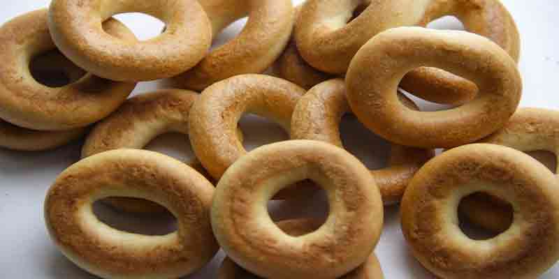 How Long Do Bagels Last? - Pantry Tips